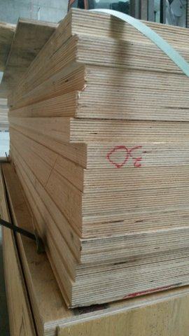 ŠPERPLOČA BREZA ILI TOPOLA PROTUKLIZNA