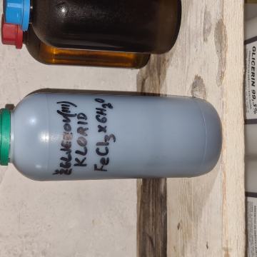 Natrijev nitrit (NaNO2)