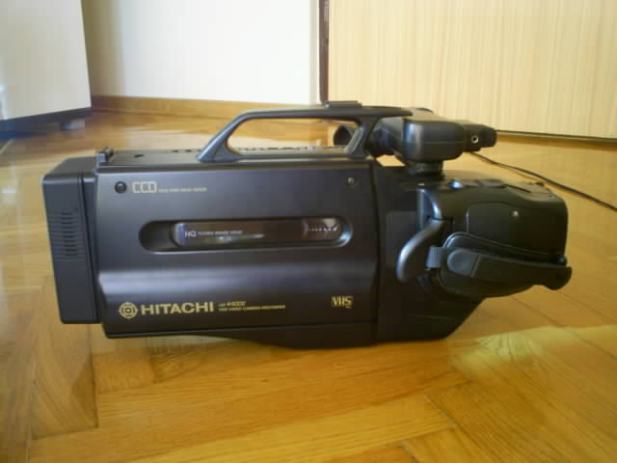 HITACHI VM- 4400E VHS video kamera