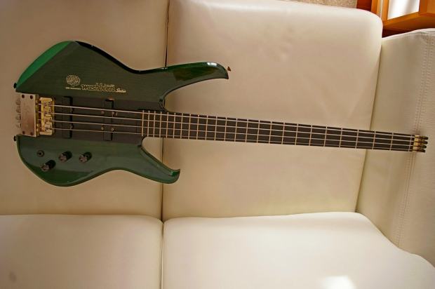 WASHBURN STATUS 1000, headless bass gitara