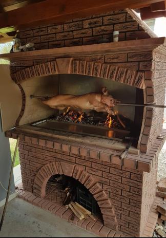 Roštilji i pečenjare RUSTIKALNA