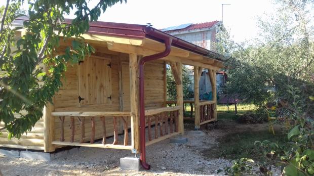 DRVENE KUĆE, VIKENDICE, GOSPODARSKI OBJEKTI, SJENICE, GARAŽE