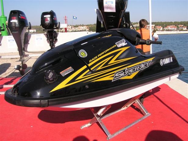 JET-SKI YAMAHA SUPER JET NOVO