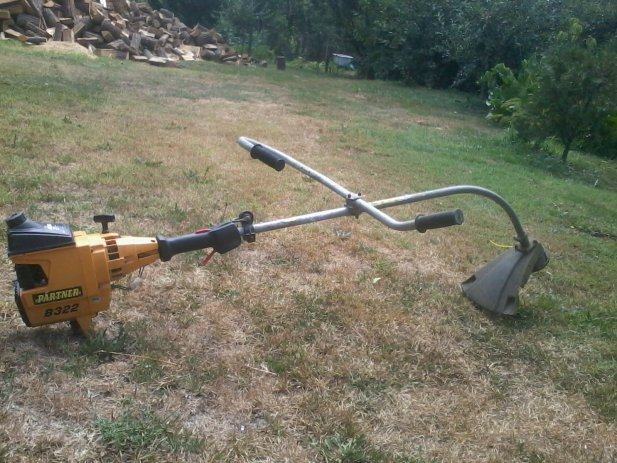 PARTNER B322 trimer (flakserica)