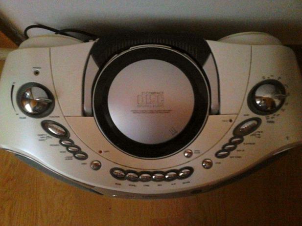 COMPACT DISC DIGITAL AUDIO!