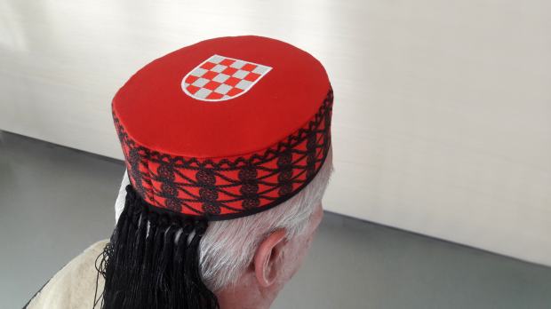If your nation was a hat, what kind of hat would it be? : AskEurope