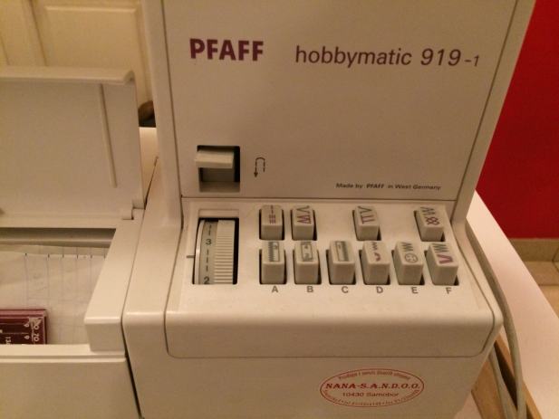 Šivaća mašina - Pfaff - Hobbymatic 919-1