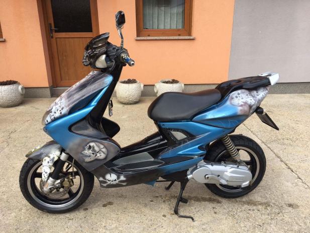 Yamaha Aerox 100 cm3, 2000 god.