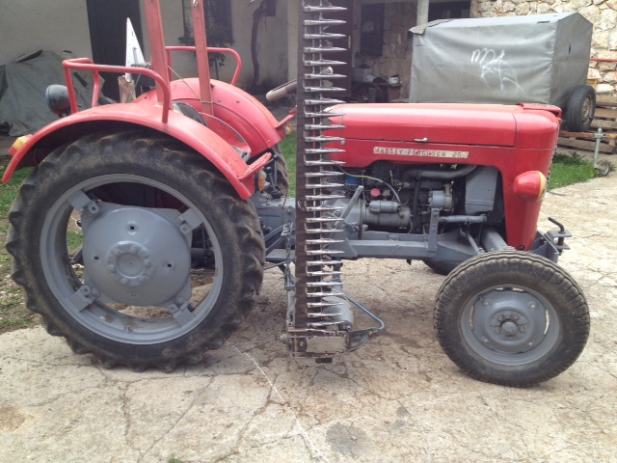 Traktor Massey Ferguson MF 25