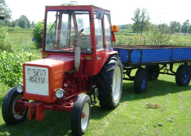 TRAKTOR VLADIMIREC T25 I PRIKOLICA KIKINDA 3T