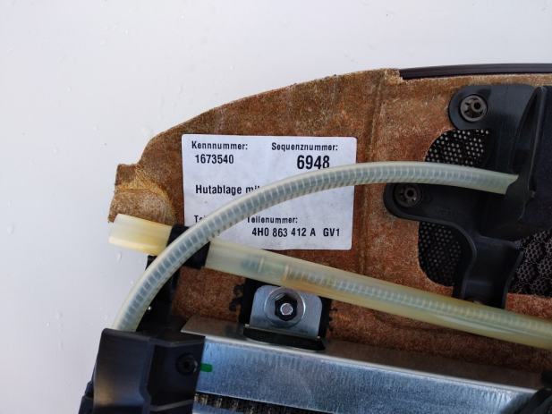 AUDI A8/S8 4H *** ORIGINALNA STRAŽNJA ROLETA *** 4H0 863 412 A GV1