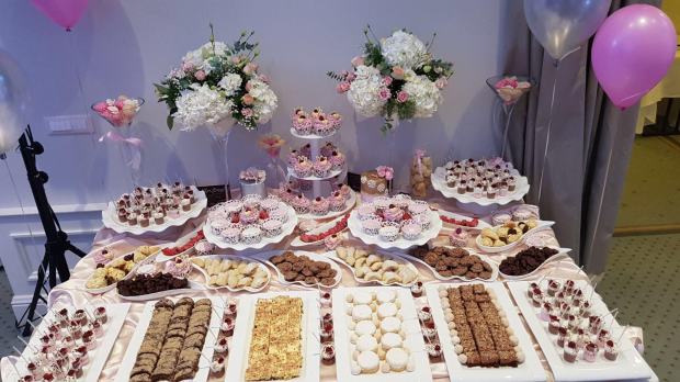 SLAGANJE SLATKOG STOLA; SLATKI STOL