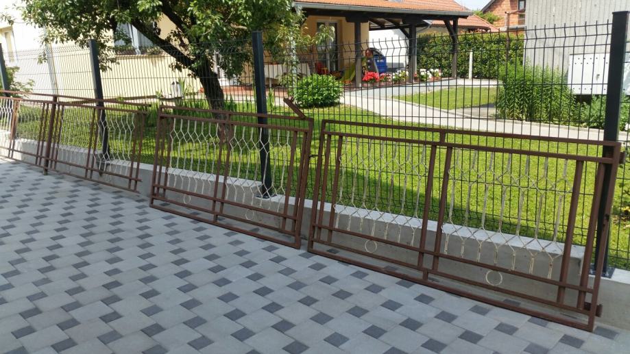 Metalna ograda