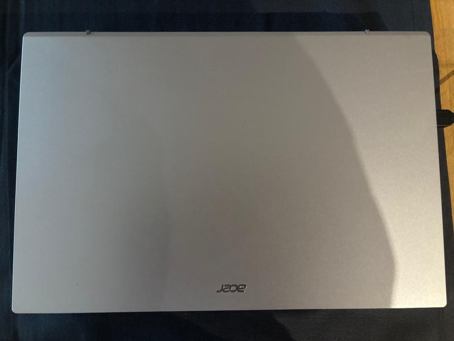 Acer AMD Ryzen 7 5700U 32GB RAM