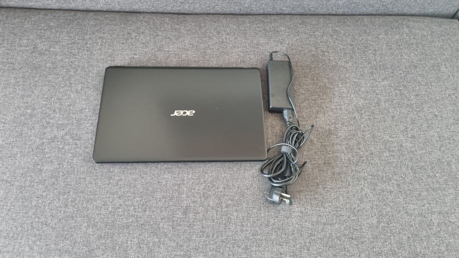 Acer Aspire 3 A316 **Ryzen 5, SSD, Dobra baterija, Windows 11**