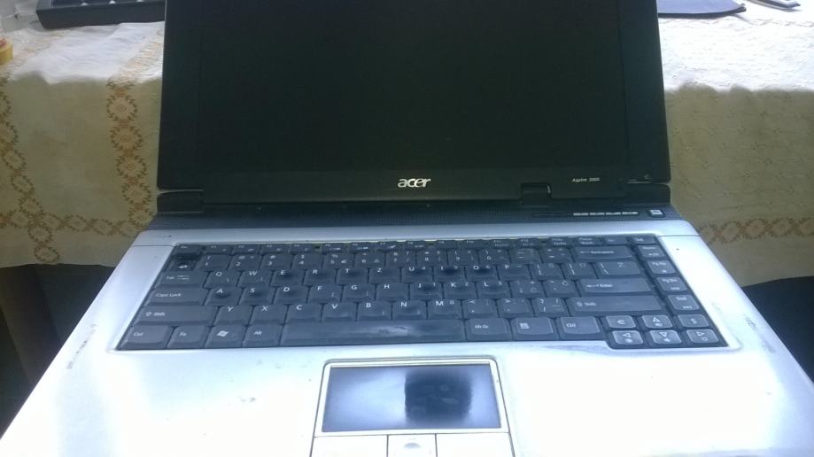Acer Aspire 3000 za dijelove