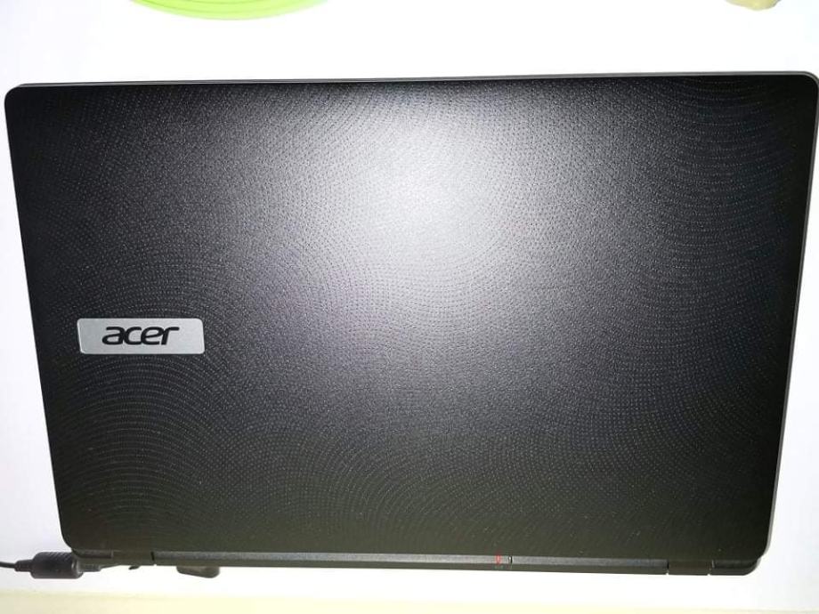 Acer Aspire ES1