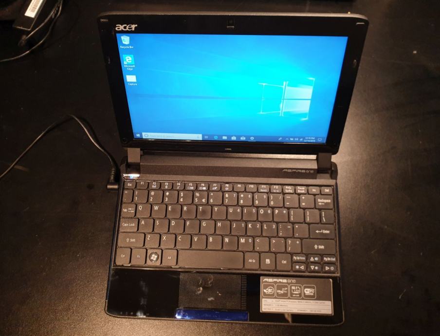 ACER Aspire One 10 Netbook