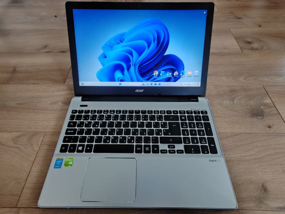 ACER Intel i5-4210/8GB DDR3/SSD/NVidia 840,2GB/Baterija 4h /Windows 11