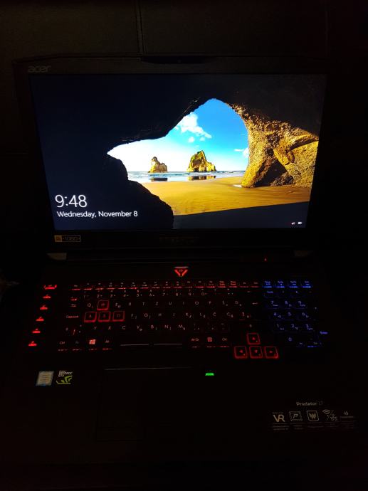 Acer Predator 17 G5-793-17.3 Core i7 6700HQ -16GB RAM 256GB SSD +1TB