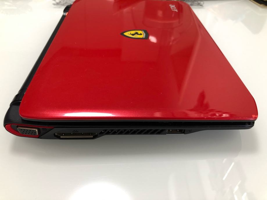 Laptop Acer Aspire One Ferrari Edition