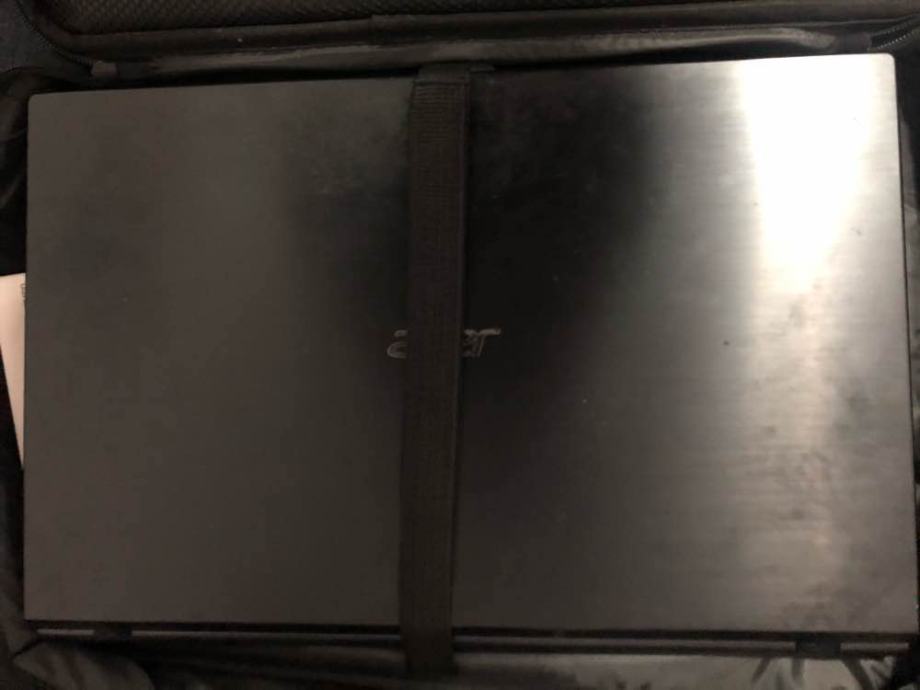 Laptop acer aspire v3 i7/gtx 760m/ 16gb ram/1tb hdd+ win10 pro+ torba