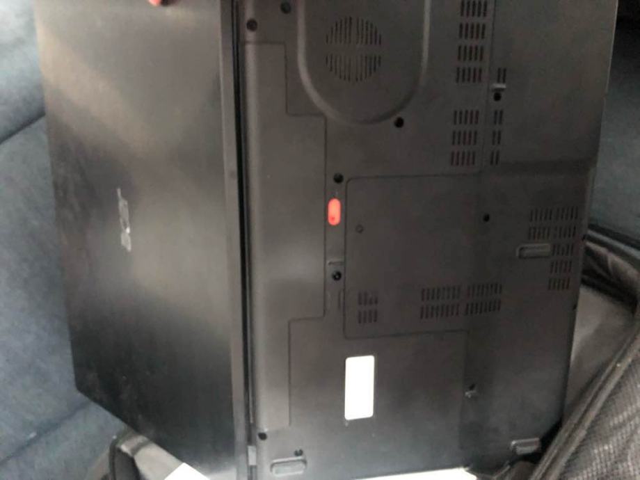 Laptop acer aspire v3 i7/gtx 760m/ 16gb ram/1tb hdd+ win10 pro+ torba