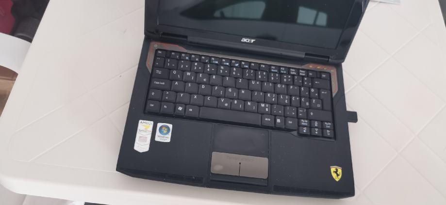 Laptop Acer Ferrari 1000