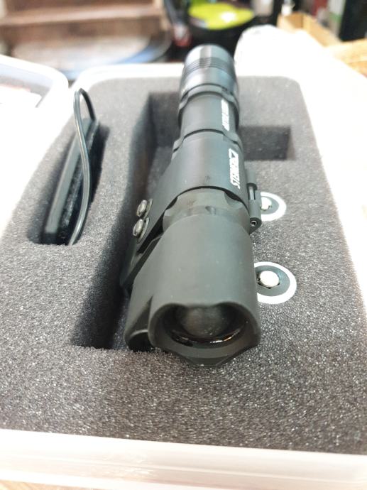 Battle Light MK4 Steiner 500 lumens