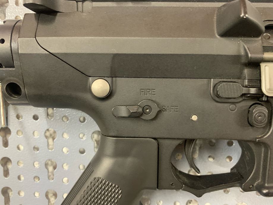 Sr25 kac stoner rifle 7.62 DMR m lok