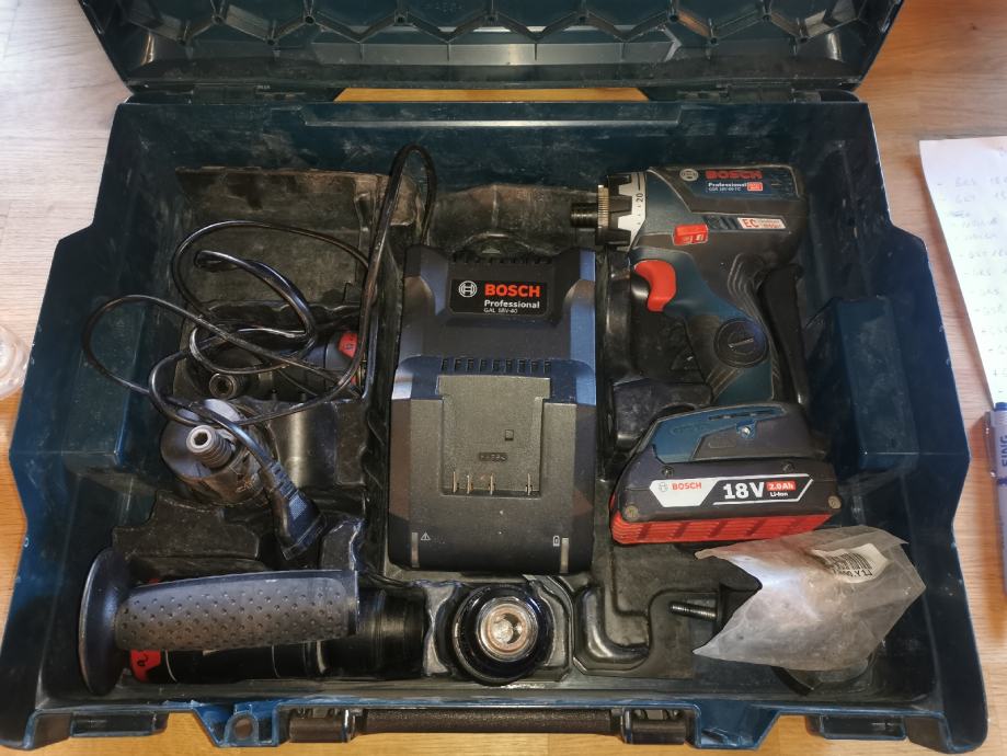 Bosch professional - akumulatorska bušilica