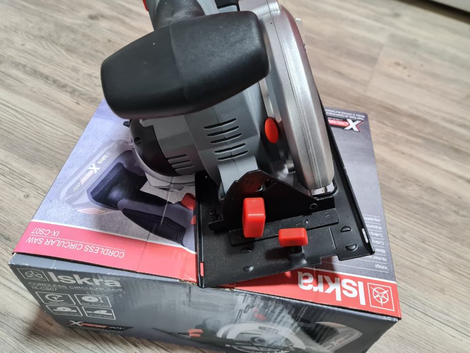 ISKRA AKU CIRKULAR --NOVO--