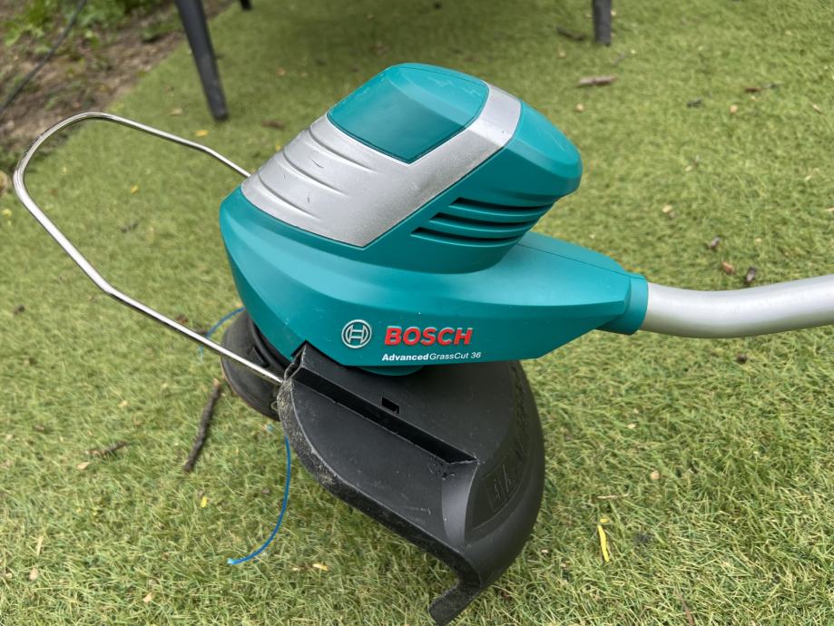Bosch Aku trimer flakserica AdvancedGrassCut 36 baterija 36v punjač