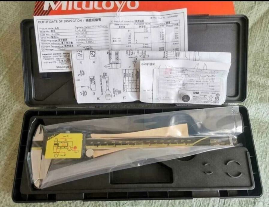 Mitutoyo digitalno pomično mjerilo 0-150mm /500-196-30