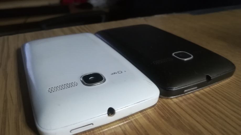 ALCATEL 3040G One Touch Tribe 3040 SVE MREŽE komada 2 crni i bijeli