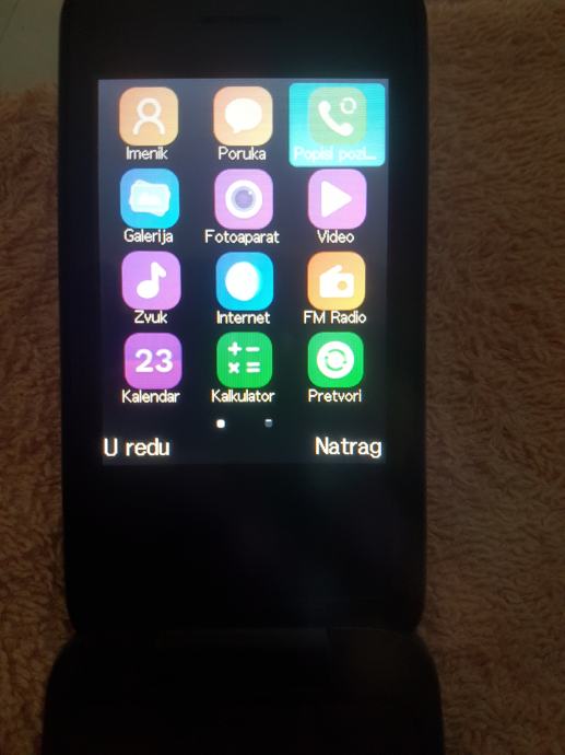 Mobitel Alcatel Q preklopni kao novi