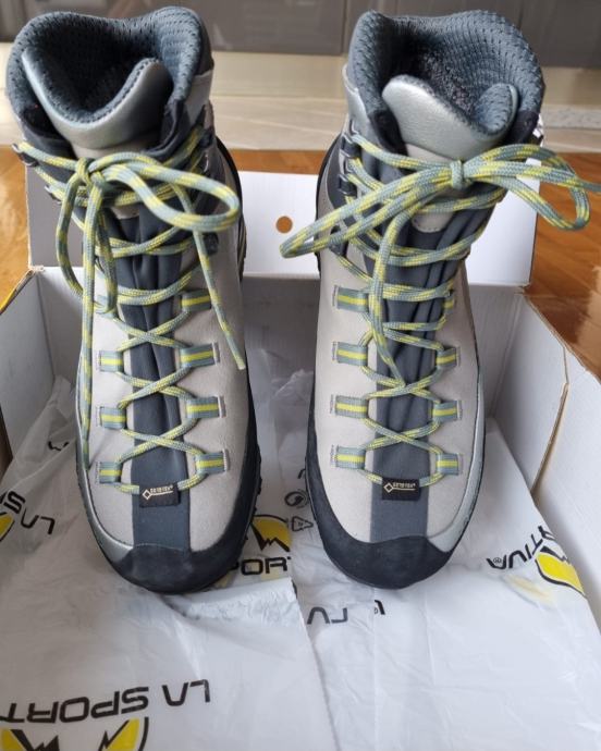 Gojzerice La Sportiva br. 39.5