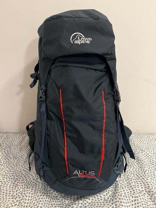 LOWE ALPINE ALTUS 32