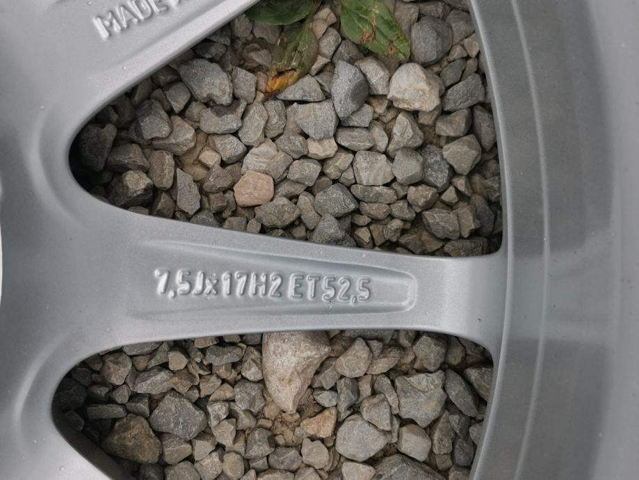 Aluminijska felga 2464010002 B klasa Mercedes, Novo!