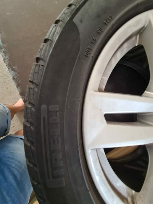 ALUMINIJSKE FELGE AUDI+ ZIMSKE GUME A4 A6 7JX17 ET42 8W0601025P