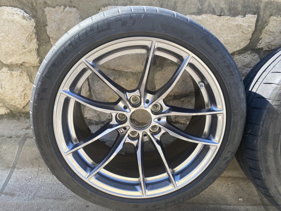 BMW Alu felge 18 F80 F82 4 kom. V-SPOKE 513M