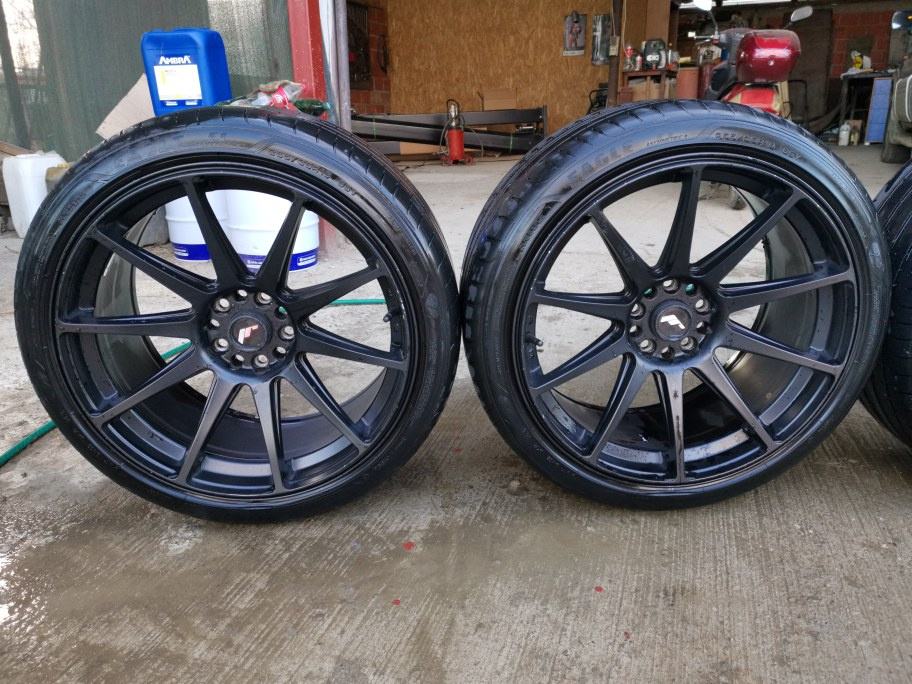 Japan Racing JR11 , 19 cola , 5x112