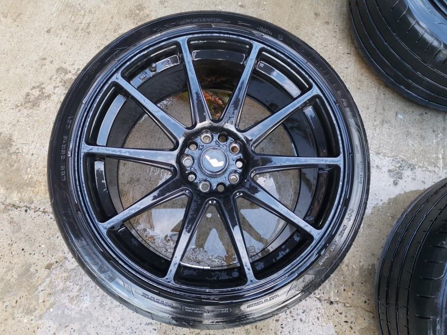 Japan Racing JR11 , 19 cola , 5x112