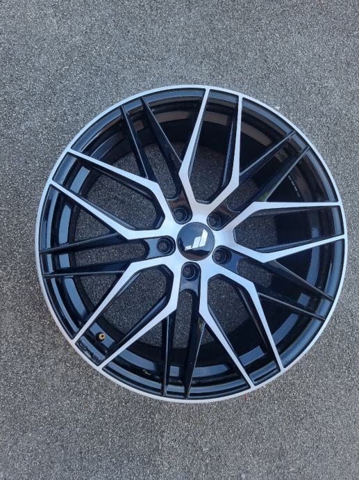 Japan Racing JR28 19