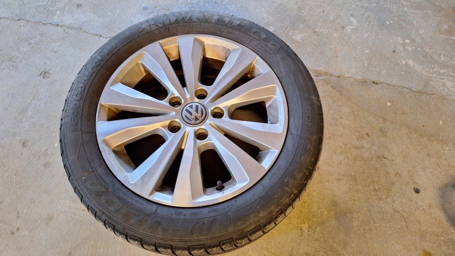 Original VW (Golf 7) alu felge 16 sa ljetnim gumama