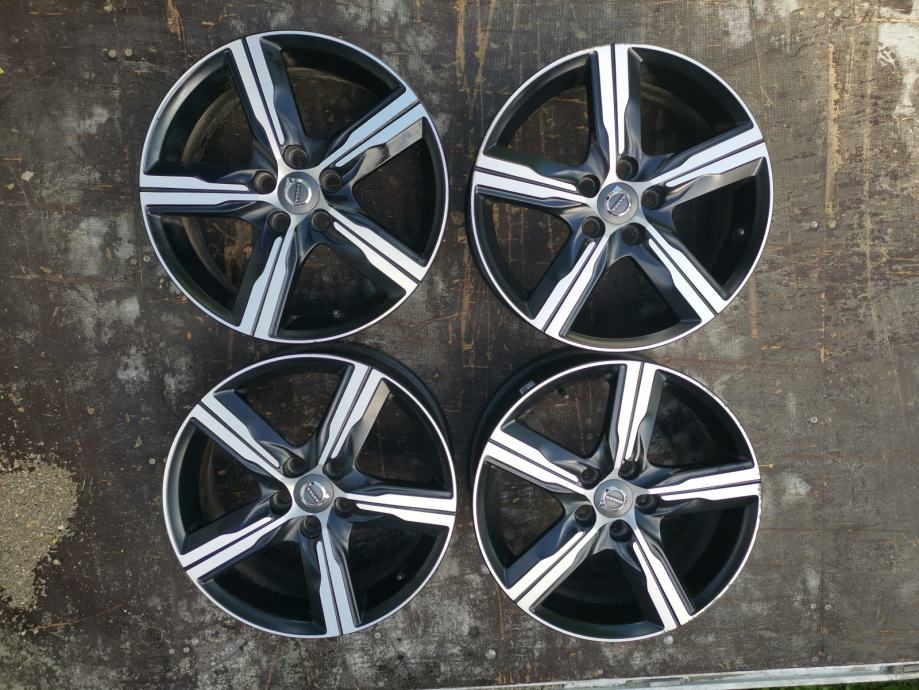 Volvo IXION III (R Design) 17x7