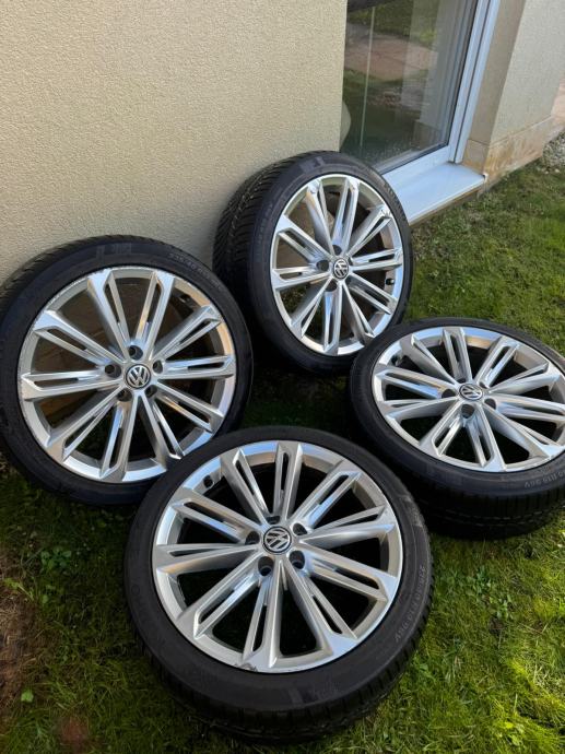VW Verona 19 original felge – 3G0601025R – 2 gume dobre, 2 loše