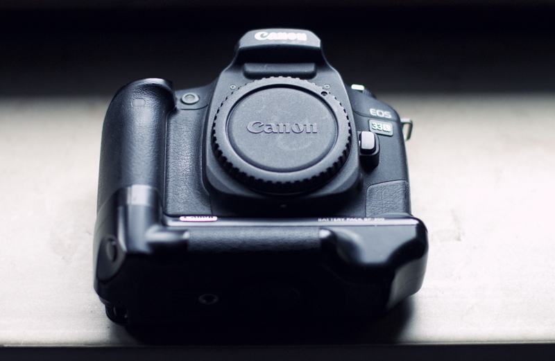 Canon Eos 33v + Battery Grip BP-300