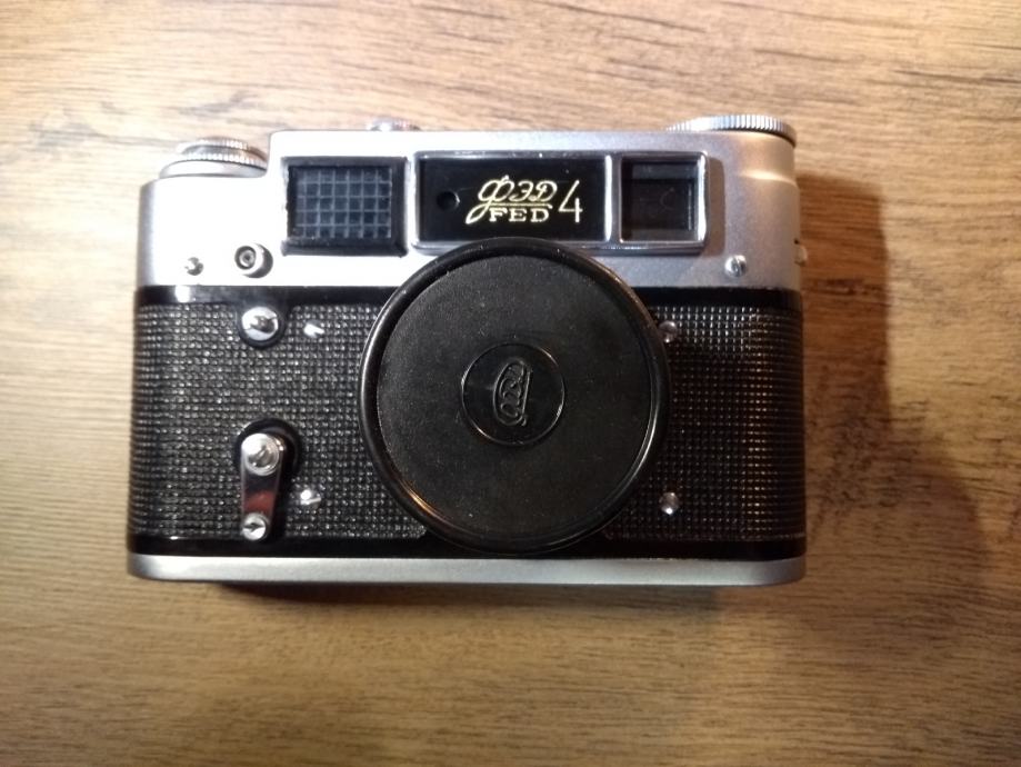 Fed 4 analogni fotoaparat
