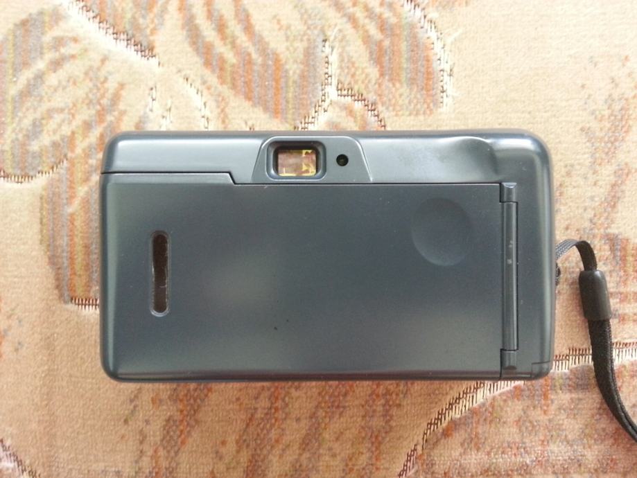 Fotoaparat NIKON EF300